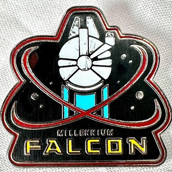 Disney | Jewelry | Disney Trading Pin Millennium Falcon The Force ...